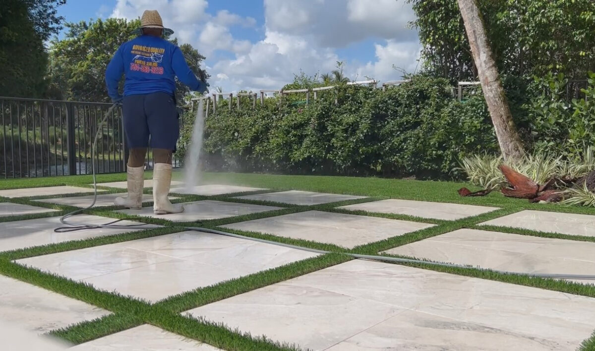 Commercial And Residential Pressure Cleaning - Advanced Quality Services